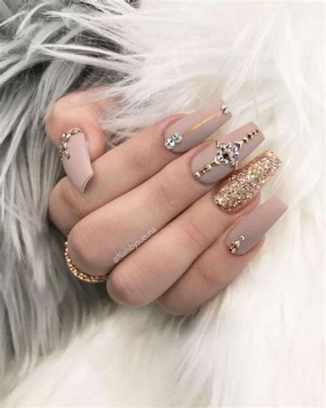 20 Fantásticos Diseños De Uñas 2018 En Tendencia