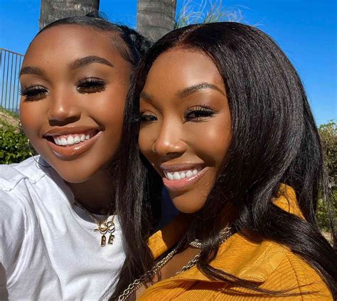 Brandy Daughter Father All About Brandys Daughter Syrai Smith