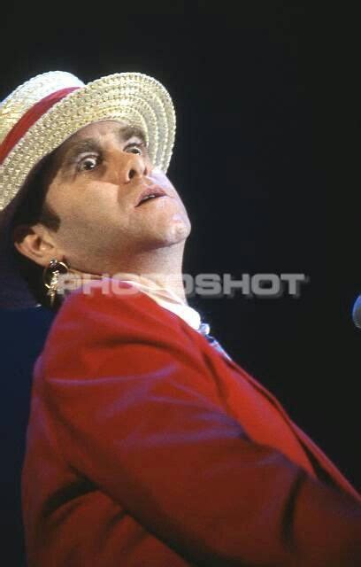 Elton John 1980s 公演 グラストンベリー