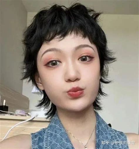 清爽干练的女生短发推荐，超短发型时尚好看又显气质 知乎