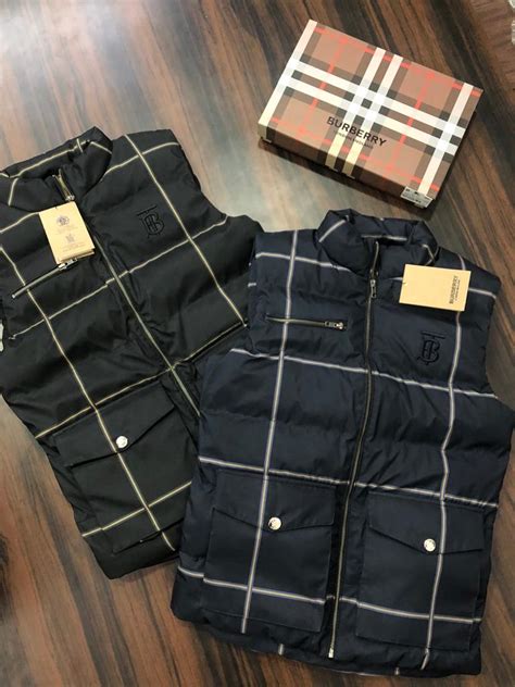 First Copy Burberry Imported Half Sleeves Puffers Jacket