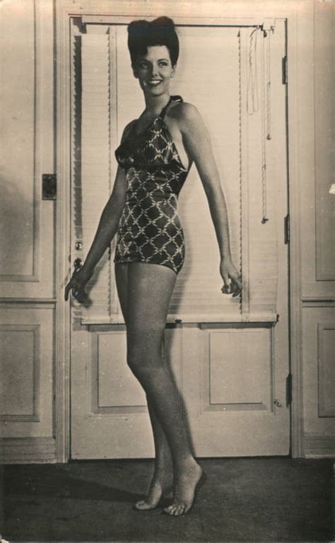 Jane Russell Actresses Postcard