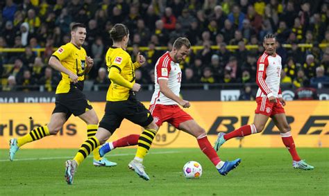 Боруссія Д Баварія 0 4 Церемонія посвячення короля Харрі ᐉ Ua Футбол