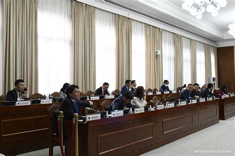 Хуулийн төслүүдийг анхны хэлэлцүүлэгт шилжүүлж УИХ ын тогтоолын төслийг батлав Dnn Mn