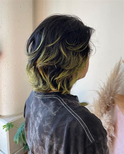 15 Trendy Short Wolf Haircut Inspiration For 2025 Dreambundles