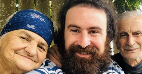 წერა მიჭირს გული მტკივა და სული მეწვის დიდ სიხარულს თან დიდი მწუხარება მოჰყვა ტრაგედია