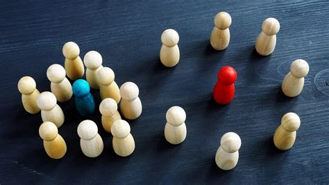 Introvert Vs Extrovert And The Key Differences That Set Them Apart Goodrx