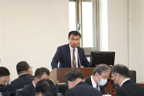 陳吉仲請辭獲慰留！行政院：有責任向各界釐清所有質疑 政治快訊 要聞 Nownews今日新聞