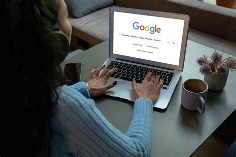 Google Ads Search Vs Display Which Do I Choose RTraction Canada