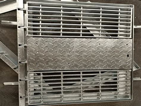 Compound Steel Grating Adaptable Choice For Industrial And Commercial Needs