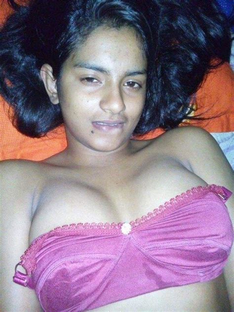 Mallu Hot Wife In Bed Nude Showing Boobs Mallu Hot Wife In Bed Nude Showing Boobs Zdj Cie