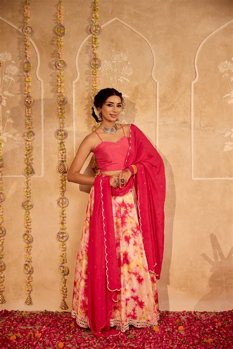 Phulwari Phool Lehenga Pooja Ranawat