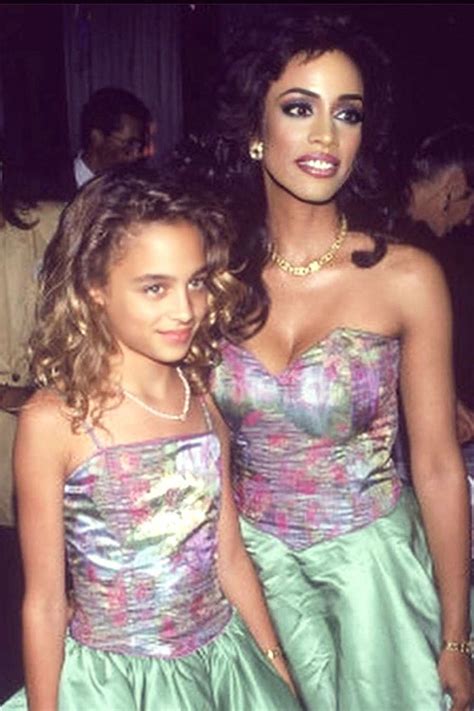 All About Nicole Richie S Parents Including Dad Lionel Richie