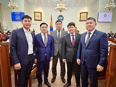 Gankhuleg Munguntsog Наадмын өглөөний мэндийг дэвшүүлье 🇲🇳 Өнөөдөр