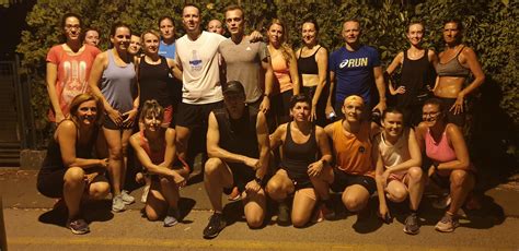 Артьом Анатолиевич Арти Както се казва на руски “2 брата акробата ” 😂😂 🔴Братчето брат ️