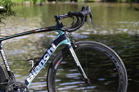 Review Bianchi Infinito Cv Road Cc