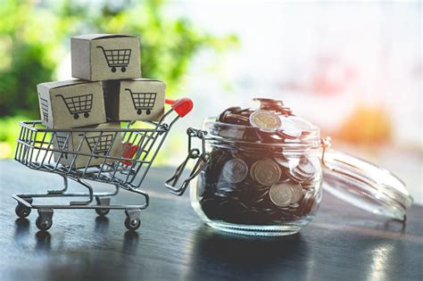 유리 항아리에 동전 상자에 쇼핑 카트 로고 은행 계좌 투자 분석 연구 데이터 경제 무역 비즈니스 수입 수출 온라인 회사 개념 0명에 대한 스톡 사진 및 기타 이미지 Istock