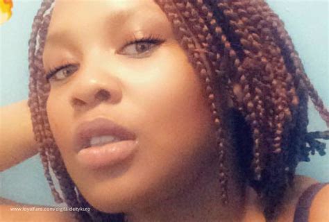 In Love With My Lips Lip Glosslipstick Fetish Digital Deity Kuro