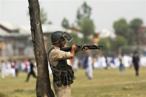 Present Effective Alternatives To Pellet Guns By April 10 SC Tells Centre India News India TV