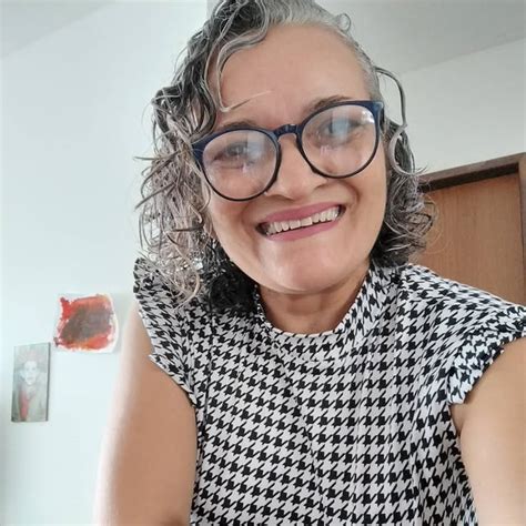 Rosi Andrade Rosi Arts Threads Say More