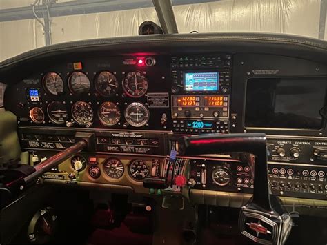 N15814 1972 Piper Arrow On