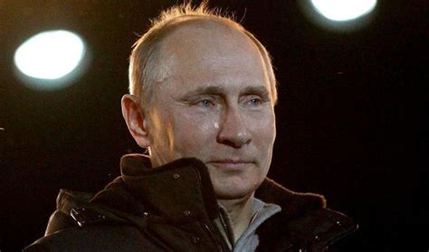 Владимир Путин рыдает не в силах сдержать чувств после победы на выборах 2012