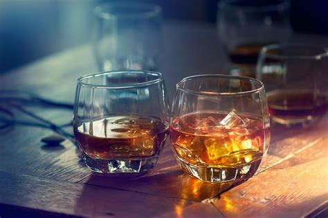 The Difference Between Whiskey And Bourbon Old Tn Distilling Co