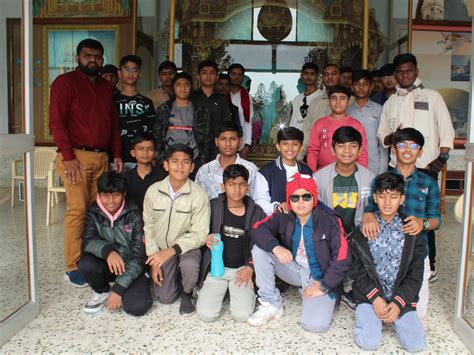 Shreyans School Organized An Educational Tour To Vidhan Sabha And Modhera Sun Temple