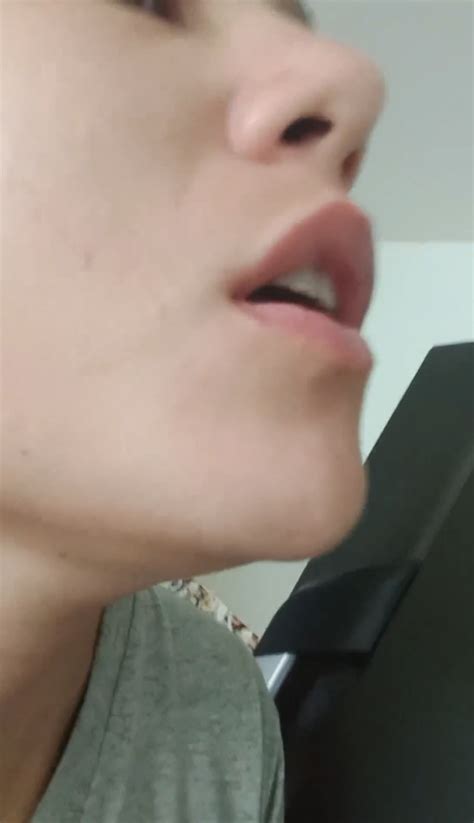 Asian Girl Gulps Water Down Loudly Thisvid Com