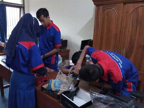 Praktek Teknik Komputer Dan Jaringan Smk Antartika 2 Sidoarjo