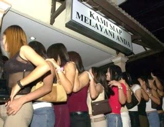 Aneh Pria Ini Justru Dibayar Untuk Meniduri Para PSK Fakta Unik Seru
