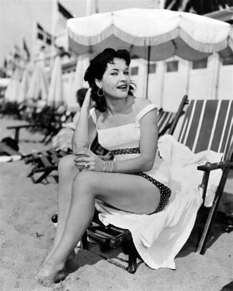 Yvonne Furneauxs Feet