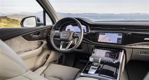 Audi 2024 Q7 Interior