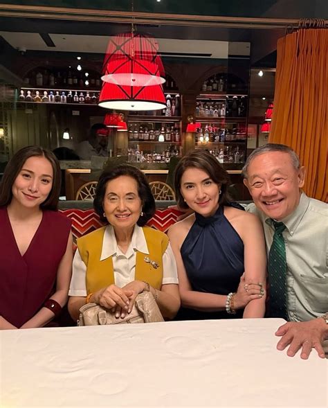 Celebrithing Celebrithing Added A New Photo