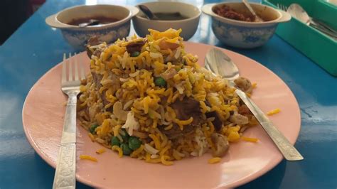 ရွှေညောင်ပင်ဒံပေါက်သွားစားတဲ့ Vlog Youtube