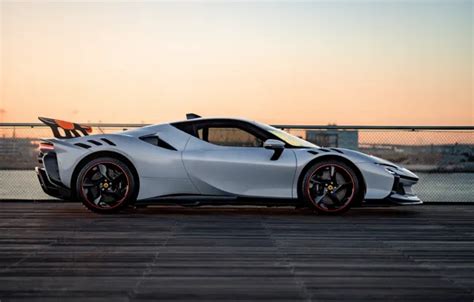 Обои Ferrari Side View Sf90 Ferrari Sf90 Xx Stradale на телефон и