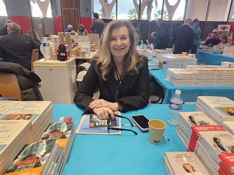 Lib R Es D Livr Es Val Rie Trierweiller Red Finit L Amour Ans