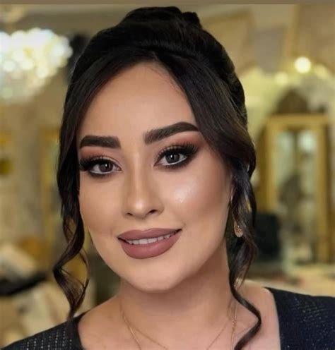 سالن زیبایی و آموزشگاه عسل اژکان در نکا ایران مشاغل