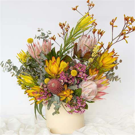 Feature Arrangement Wild Native Elderberry Event Hire