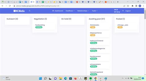 Influencer Hero Startupbase