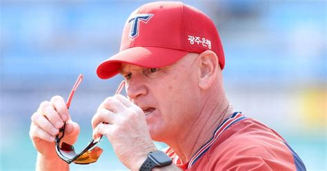 Kia 윌리엄스 감독 훈련 시작 [사진]