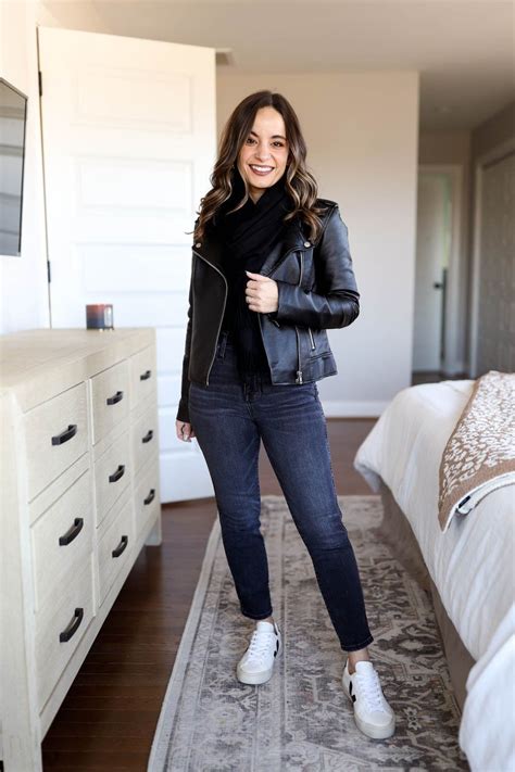 Pin By Vicar Par On Moda Street Style Outfits Casual Outfits