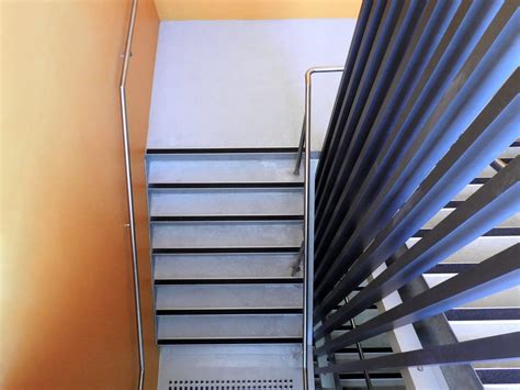 Heavy Duty Galvanised Handrails For All Your Handrail Requirements