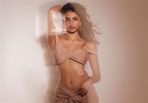 palak chaudhary hot