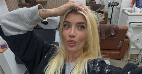 Sami Sheen Flaunts Bikini After Addressing Plastic Surgery Photos