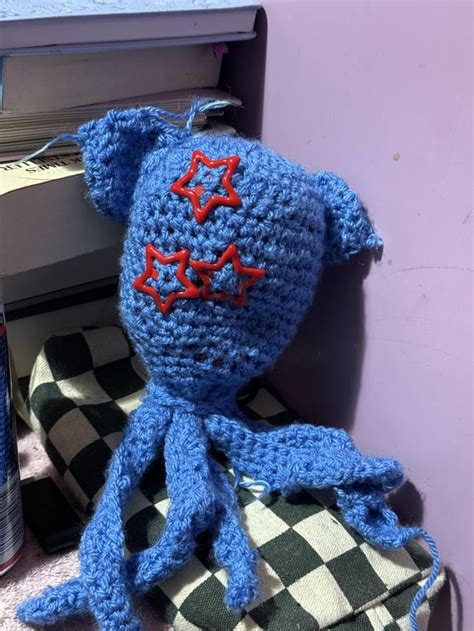 my first finished project r crochet