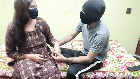 Indian Desi Bhabhi Ko Lund Peel Diya Clear Hindi Audio Hot Aunty Hot
