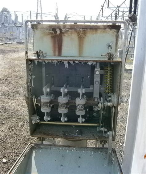 Woven Asbestos Seals In Fuse Switch Boxes Asbestos Product Guide