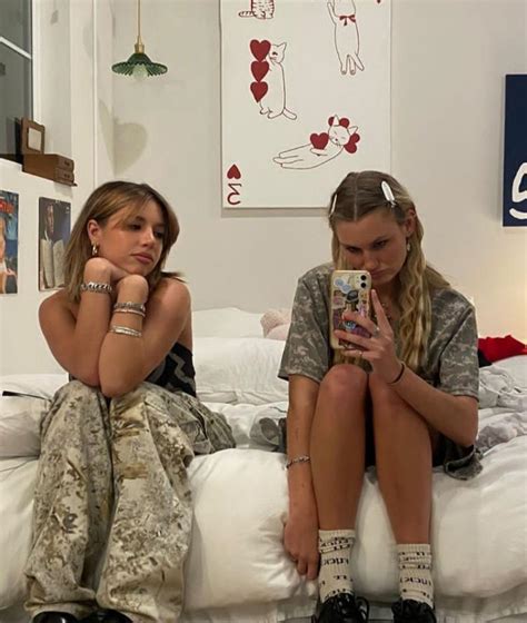 Mackenzie Ziegler Watching Porn R Mackenziezieglerhq