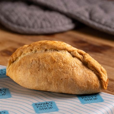 The Traditional Cornish Pasty Box Of 5 Sarahs Pasty Shop